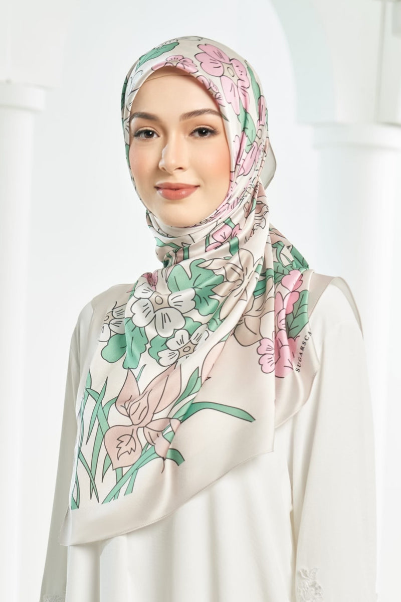 YES ( Square ) Wild Blooms Mixed Satin Silk - Diana – Sugarscarf